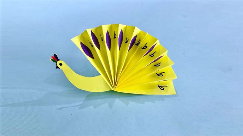 ساخت طاووس زیبا با کاغذ، آموزش حرف ط | کافه کودک